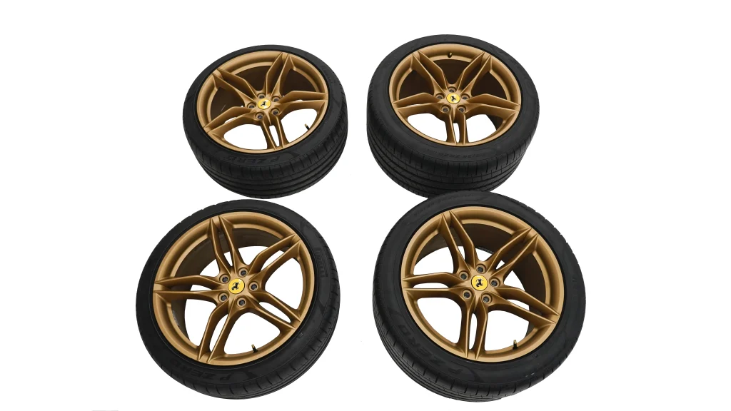 Ferrari 812 Tyres (Pirelli) + Wheels Rims Set Bronze OEM 324158 324159 ...